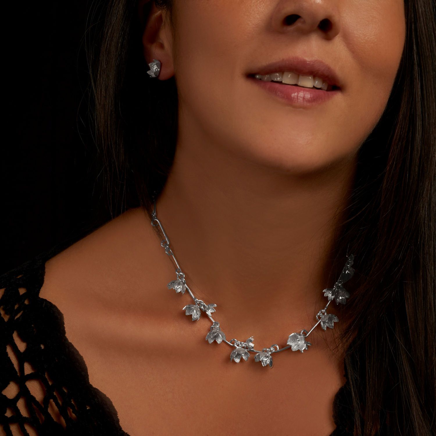 Cressida Silver Flowers Necklace – Corazon Latino