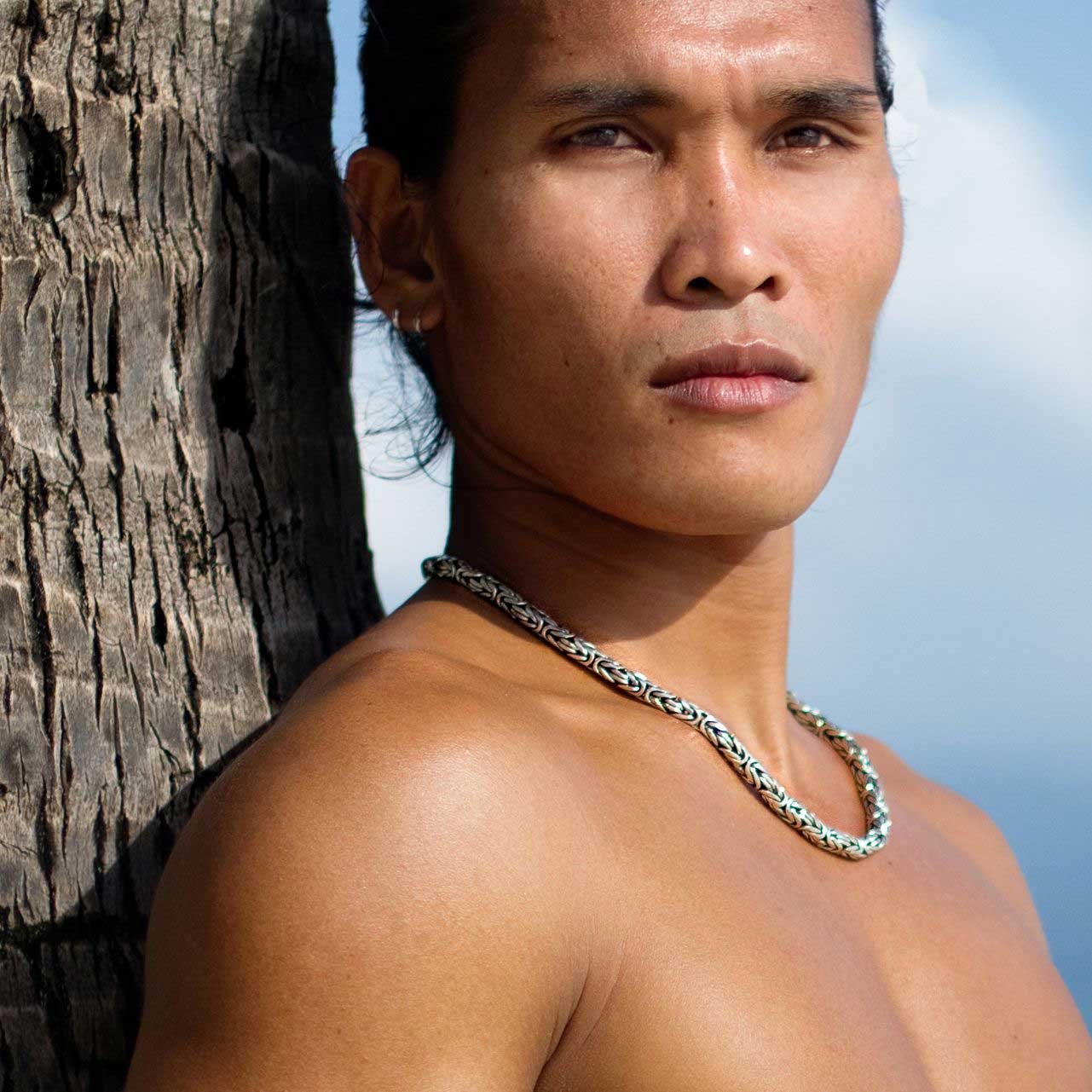 Io Heavyweight Men's Silver Byzantine Chain – Corazon Latino